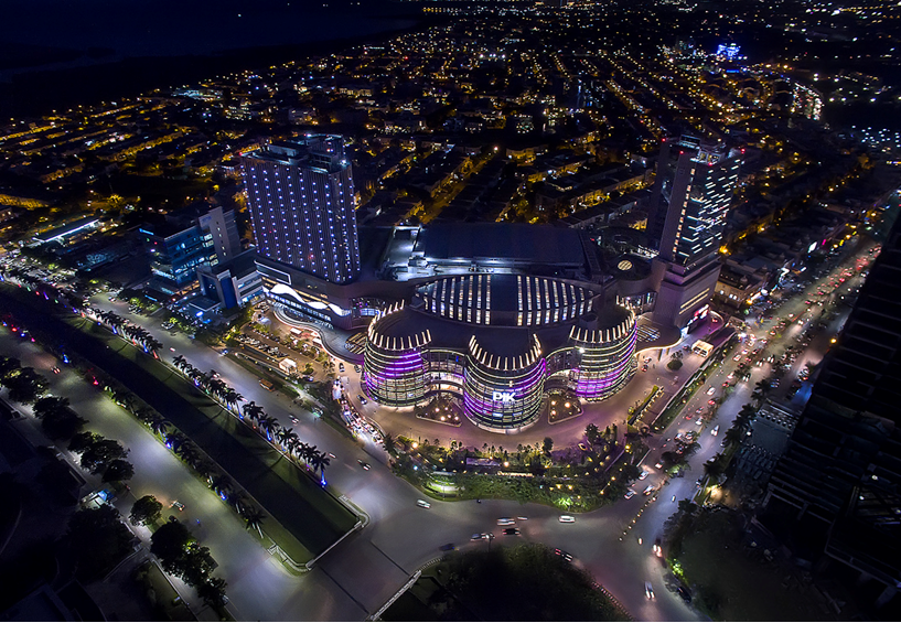 PIK Avenue, Mercure & Swissotel - Lumenlite - PT Wutuh Bersaudara